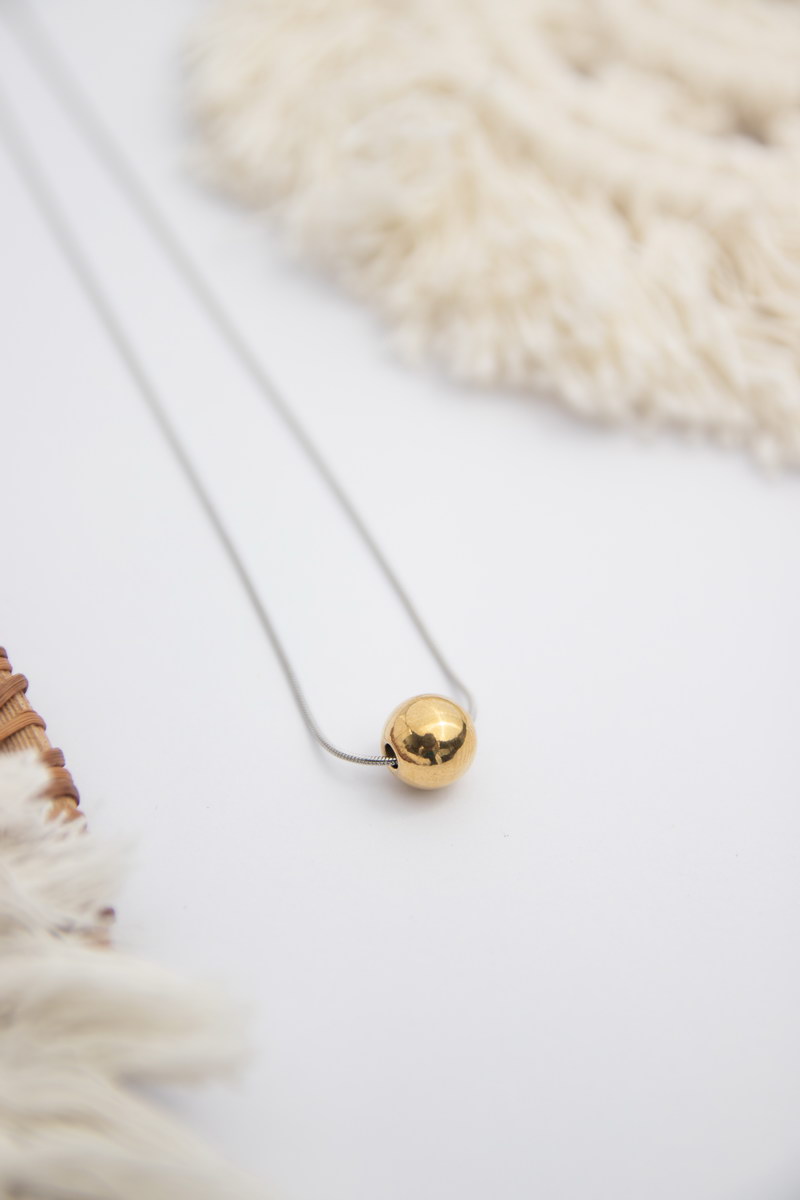 Two Tone Bead Stainless Steel Κολιέ – Vicirello